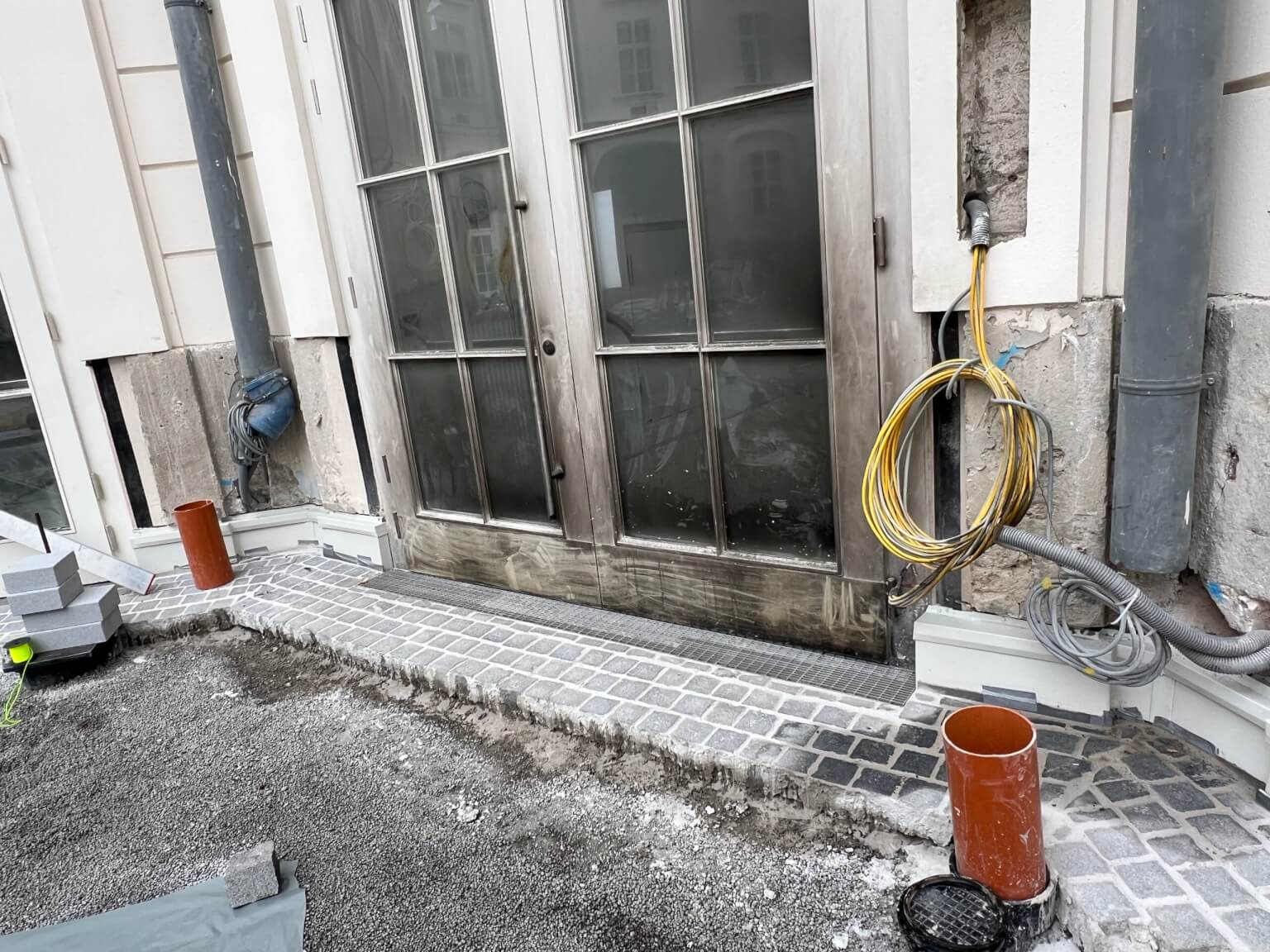 Botched construction: What is the best way to take precautions? I ...